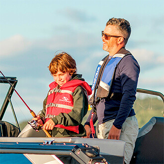 30 notable U.S. boat manufacturers